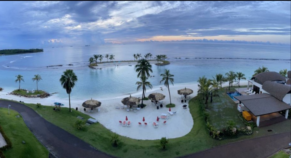 Playa Escondida , Paraíso en Colón/private beach - Aptos. en complejo ...