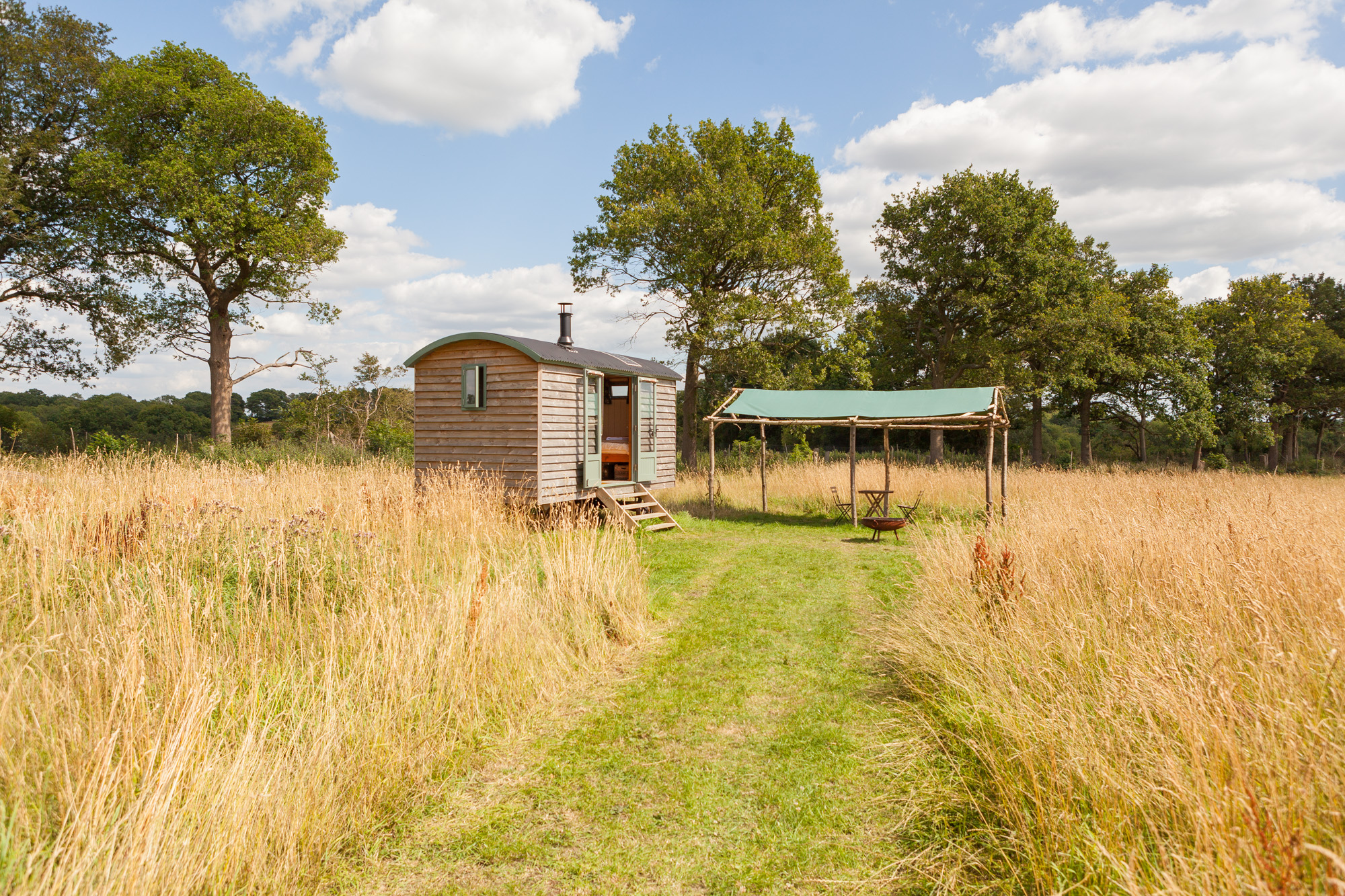 Shepherds hut with a view on an Organic Dairy farm - Shepherd's huts (U ...