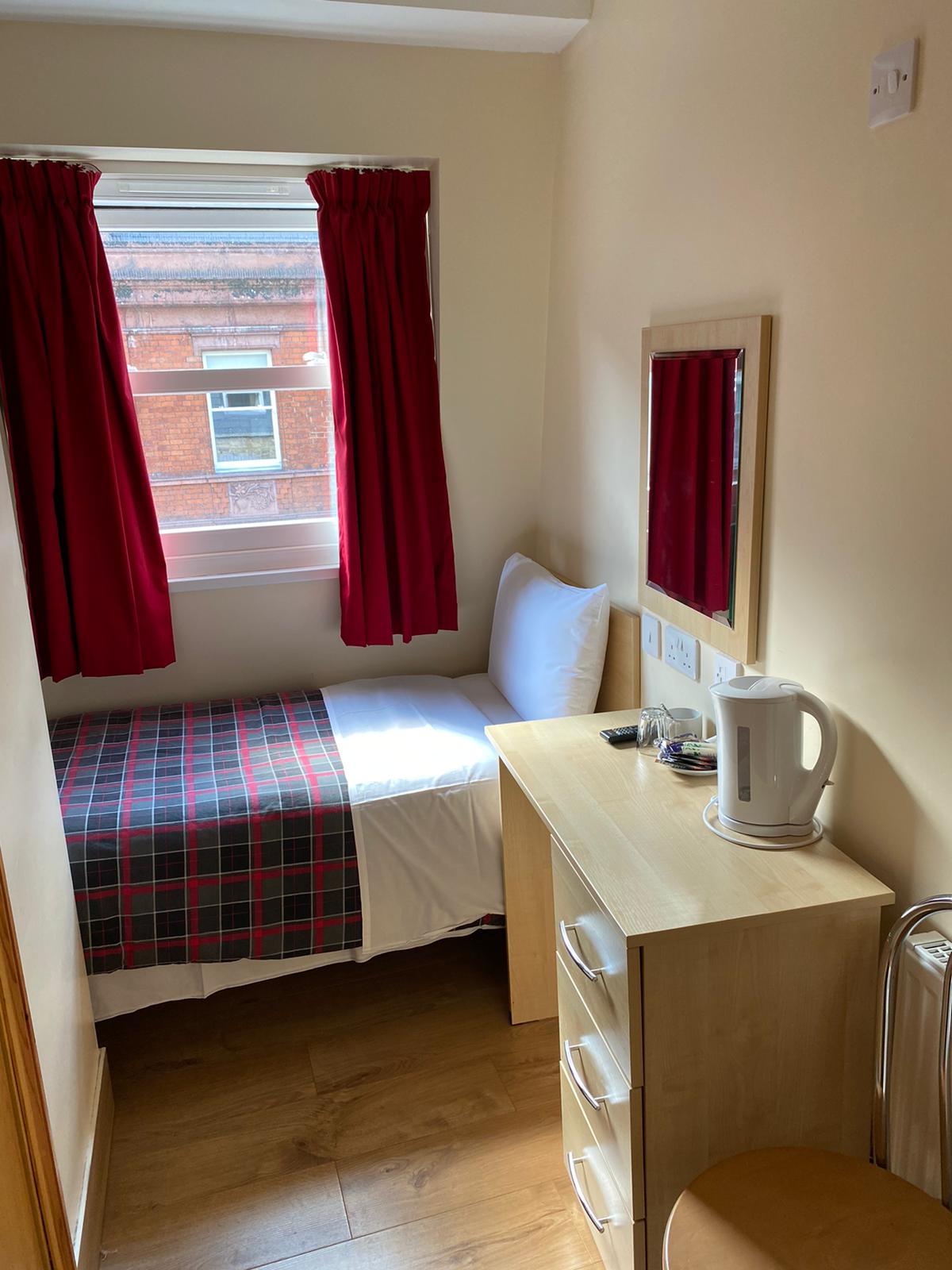 Seven Dials Hotel, Covent Garden, single en suite - Apartments for Rent ...