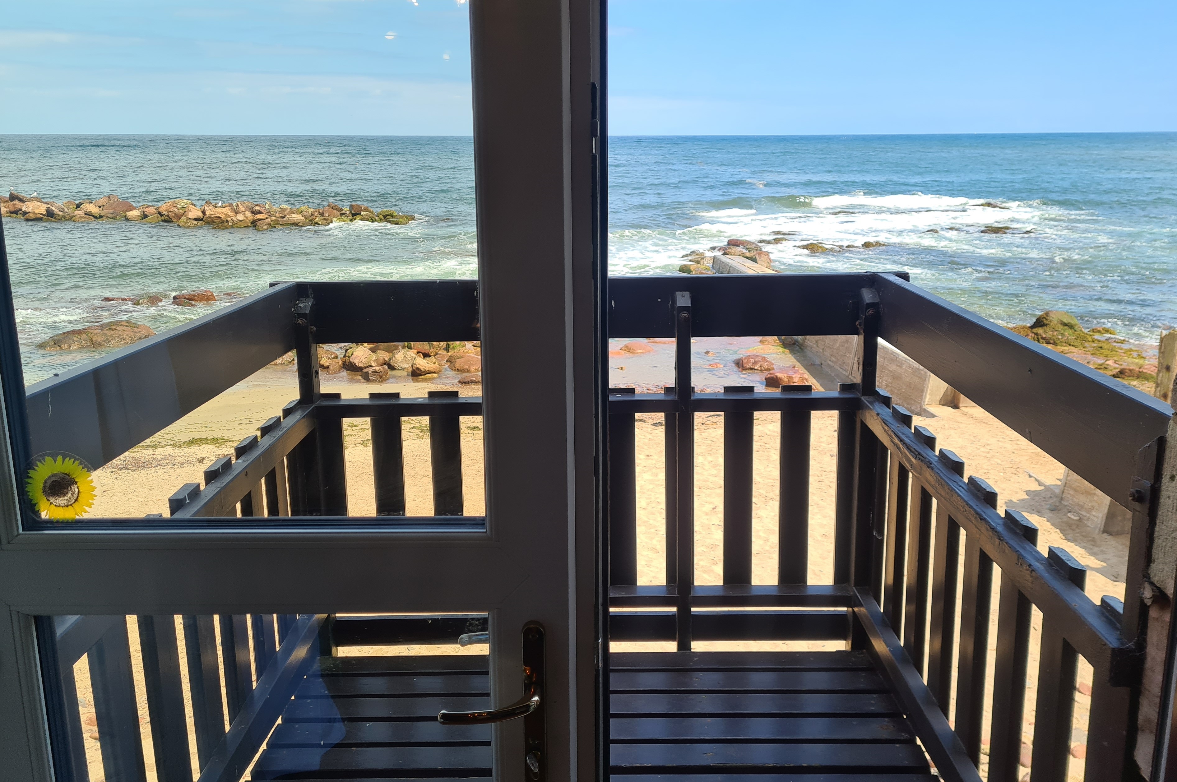 Surfsplash beachfront Holiday Cottage, Dunbar - Houses for Rent in East ...