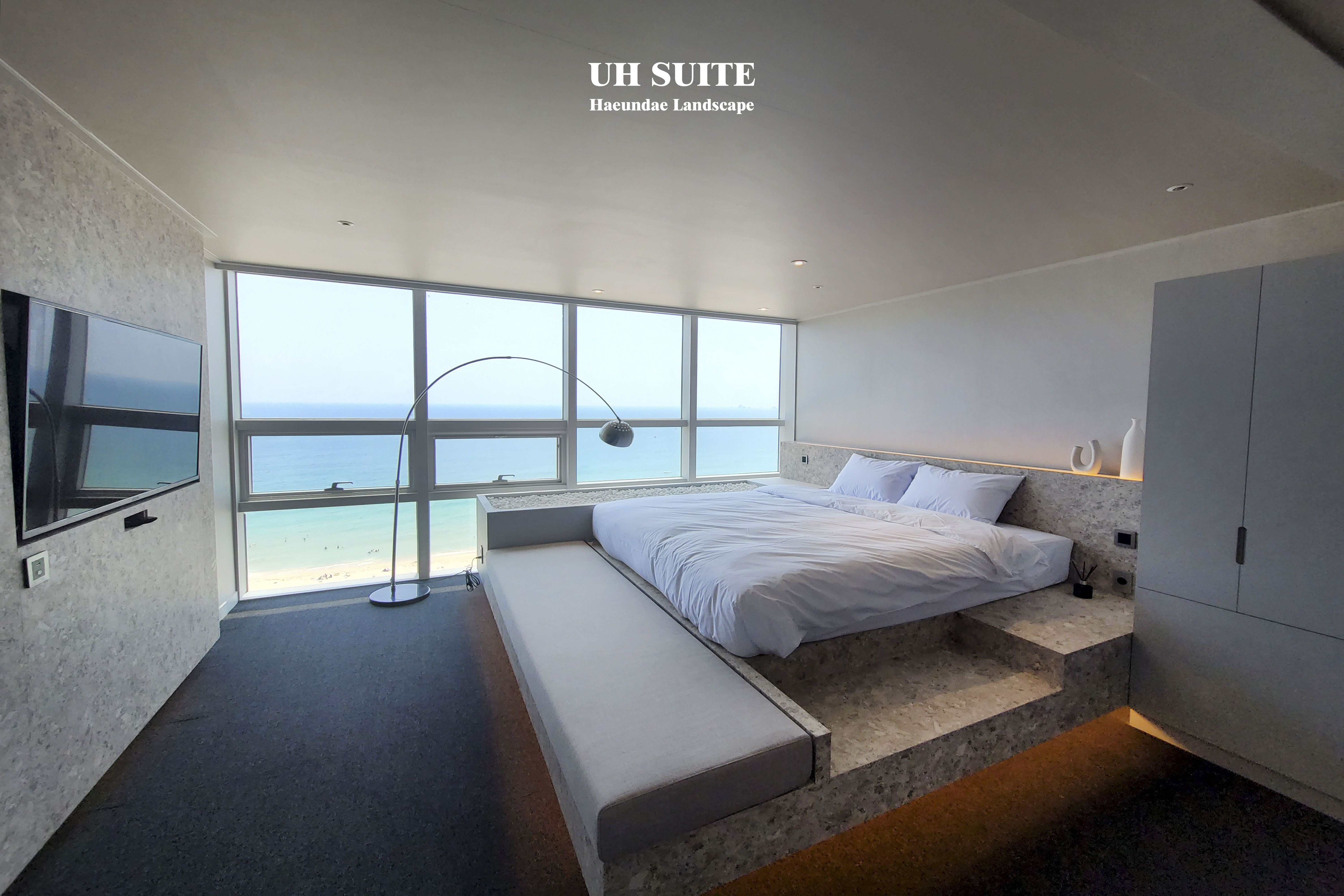 [UH Suite Studio] # Haeundae All Rooms Ocean View # urbanhost # 1104
