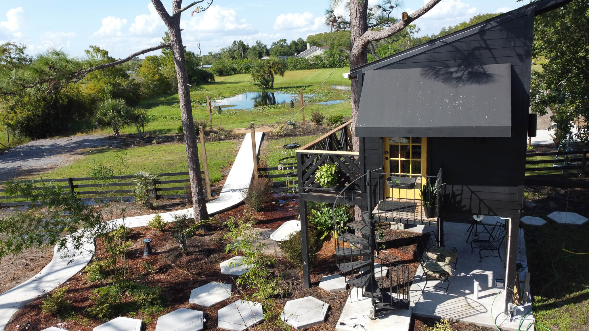 The Beehive Treehouse - Treehouses for Rent in Orlando, Florida, United ...