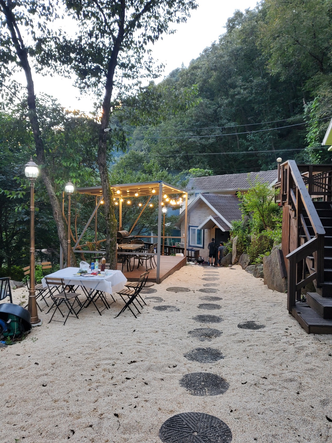Logement n ° 01, situé dans la forêt, où vous pourrez guérir tout en ...