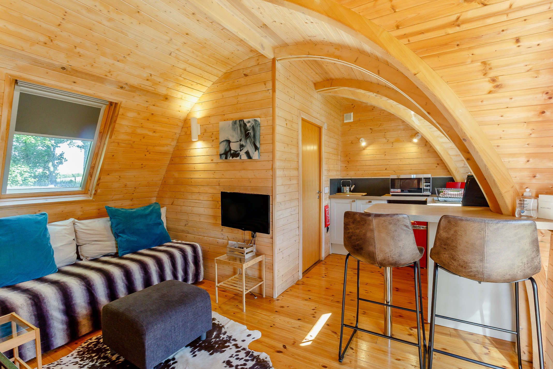 Luxury treehouse styled pods with hot tubs - Treehouses for Rent in ...