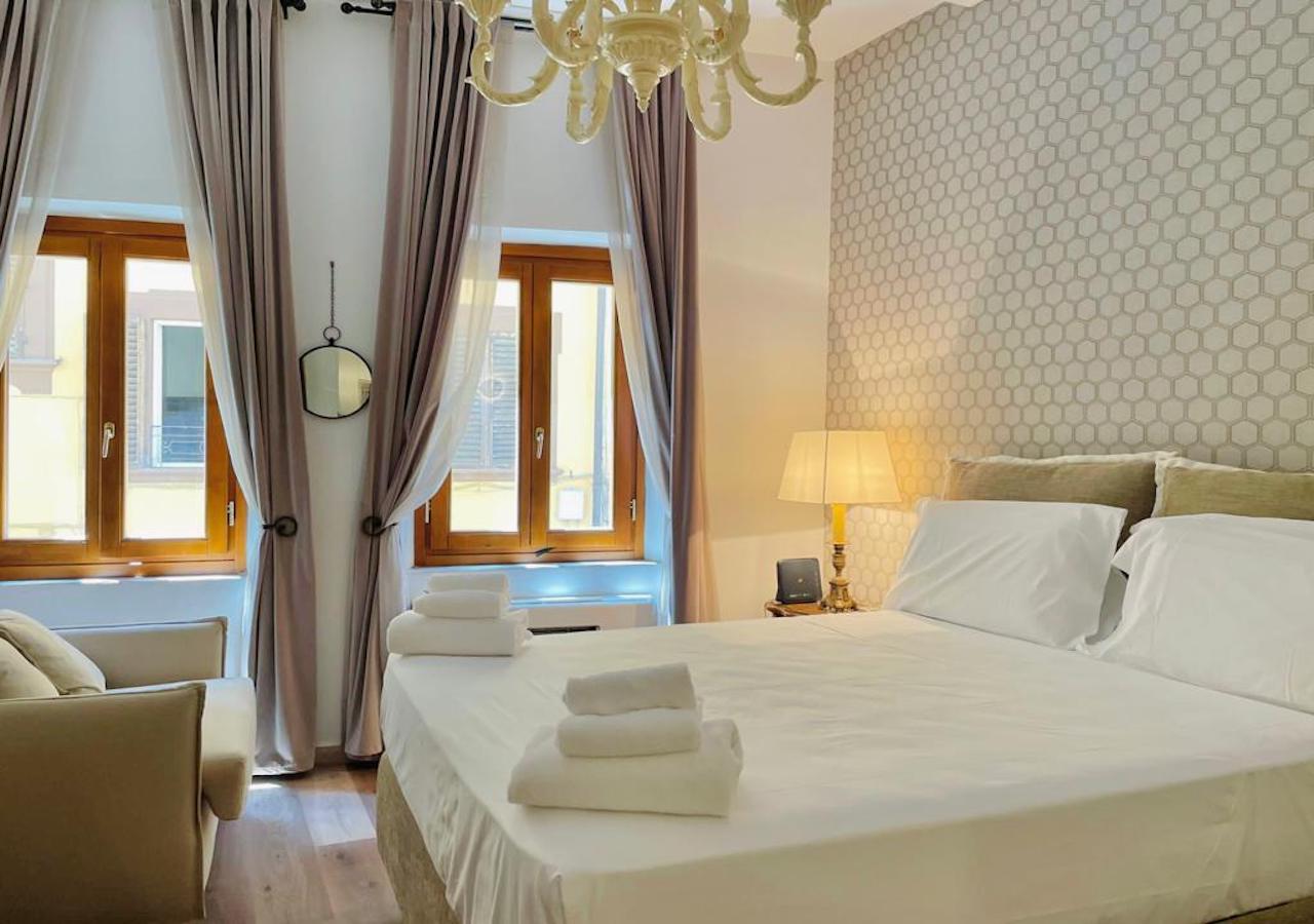 flohome - Santa Maria Novella apt. - Condominiums for Rent in Florence ...