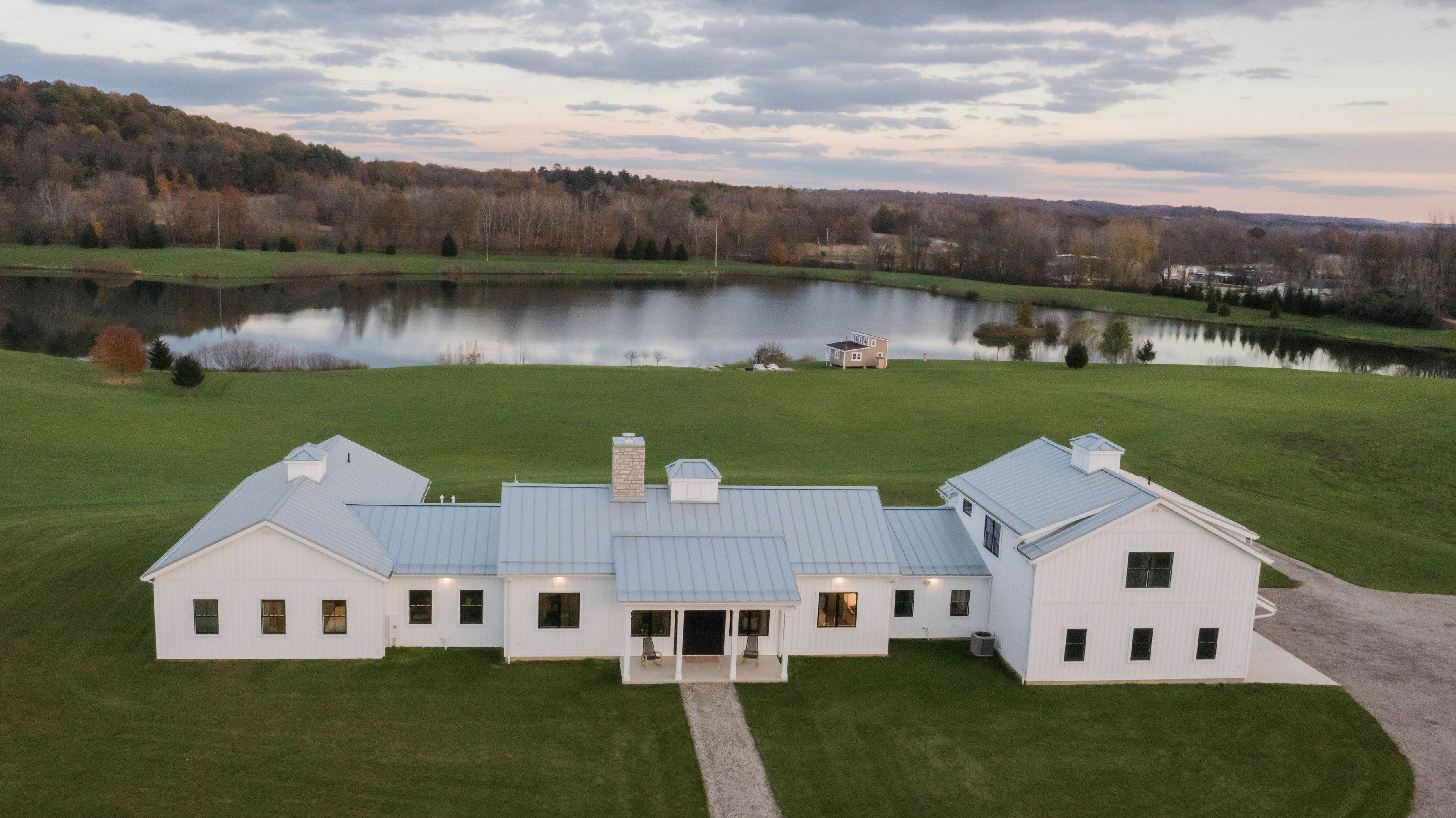 Lakefront House Farm