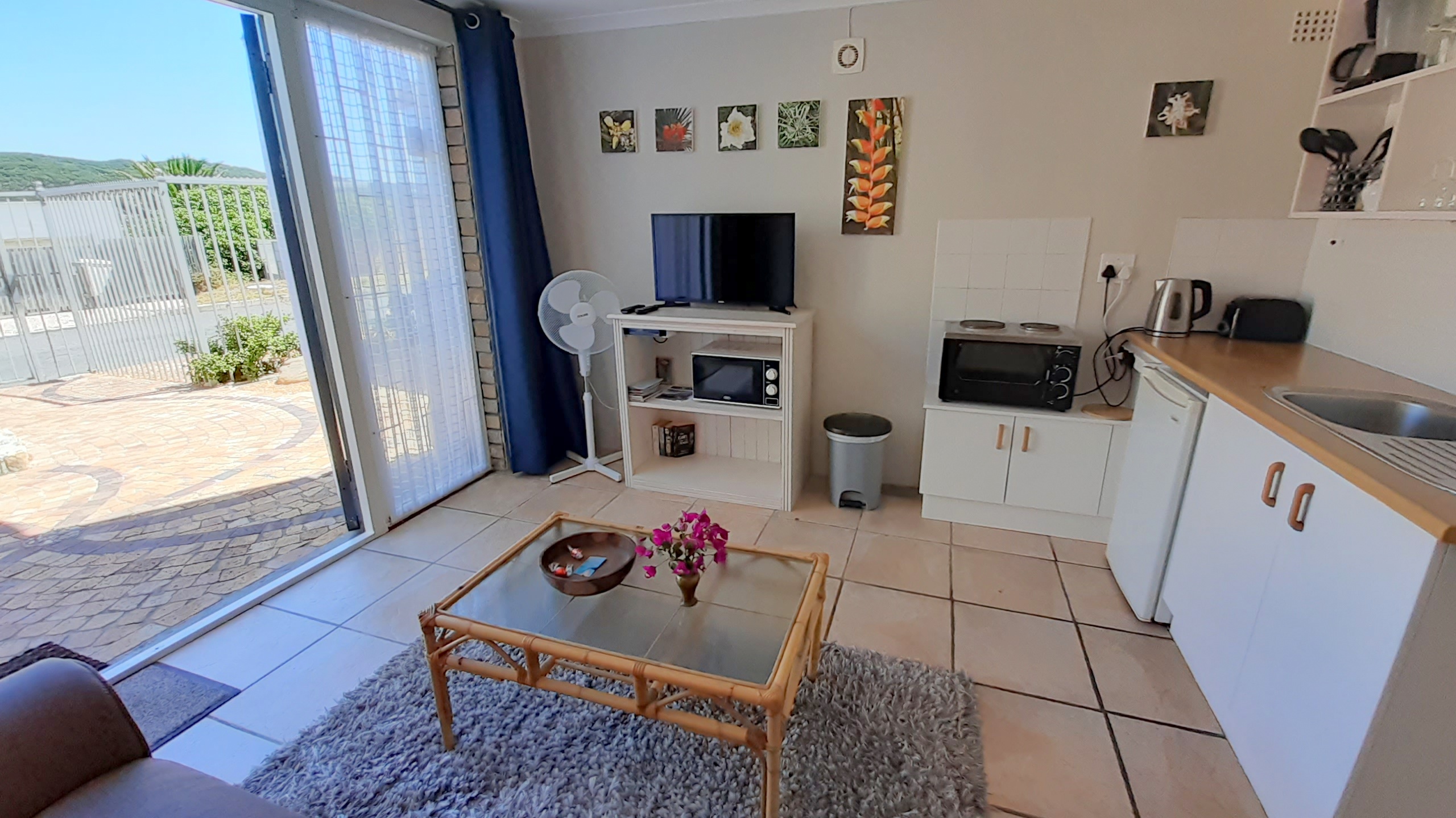 Self Catering Holiday Apartment - Condominiums for Rent in Cape Town ...