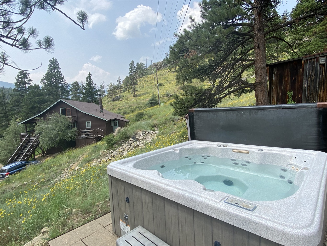 Mountain Hall: Large Historic Cabin, Huge Great Room - Cabins for Rent ...